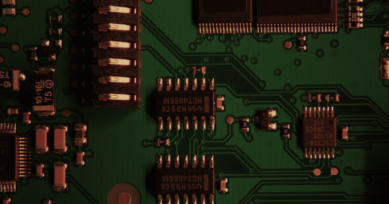High-Speed SerDes PCB Design: Materials & Routing Guide